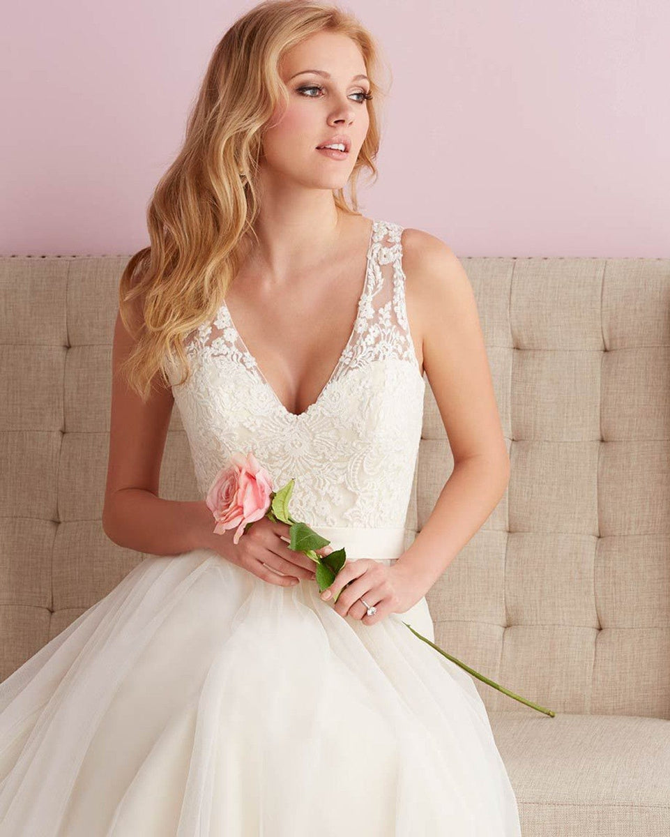 Allure 2716 - Size 30 – Luxe Redux Bridal