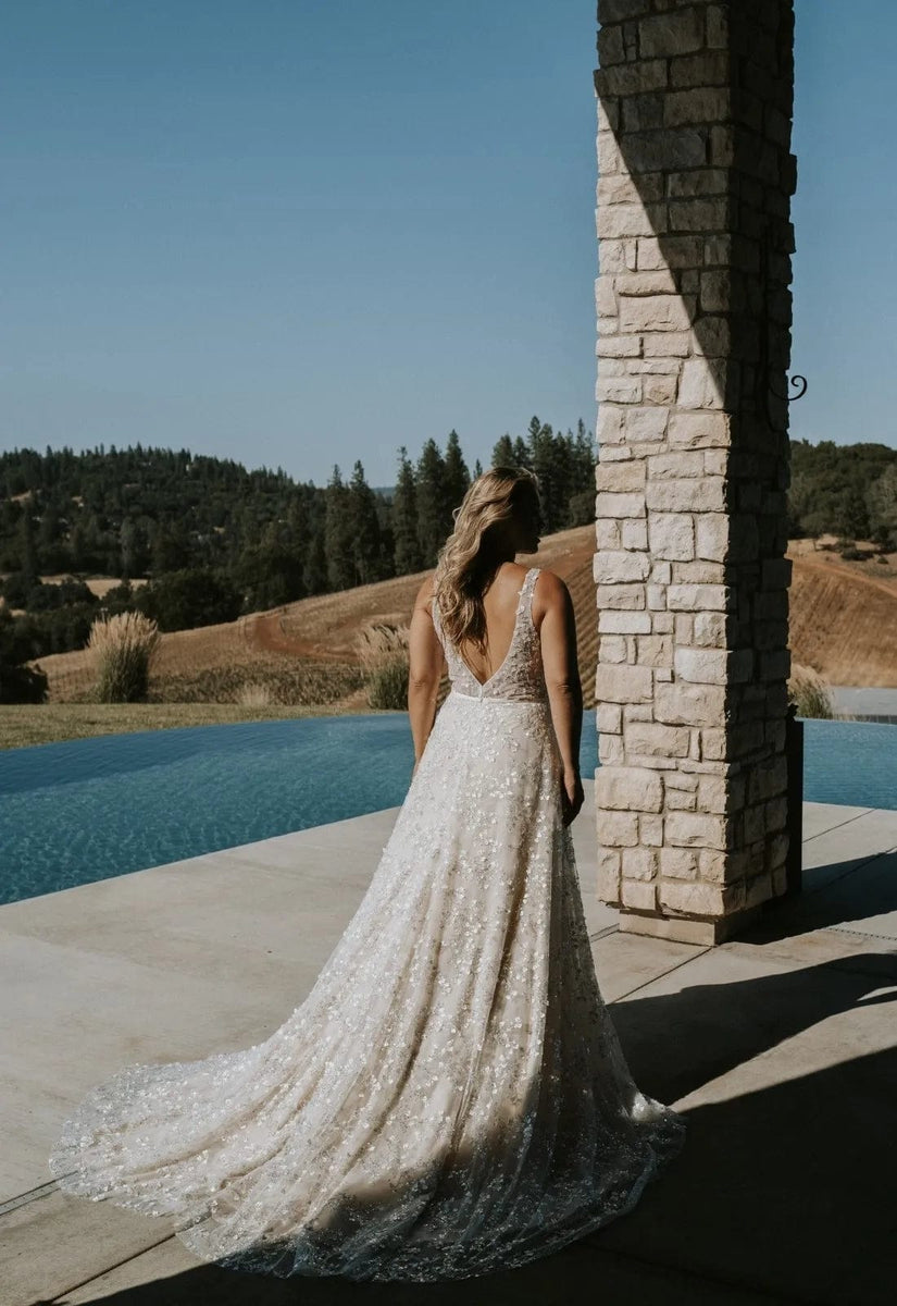 La Curve by Beccar Freya - Size 16 – Luxe Redux Bridal