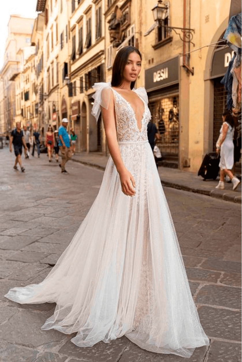 Muse by Berta Filipa 20-145 - Size 8 – Luxe Redux Bridal