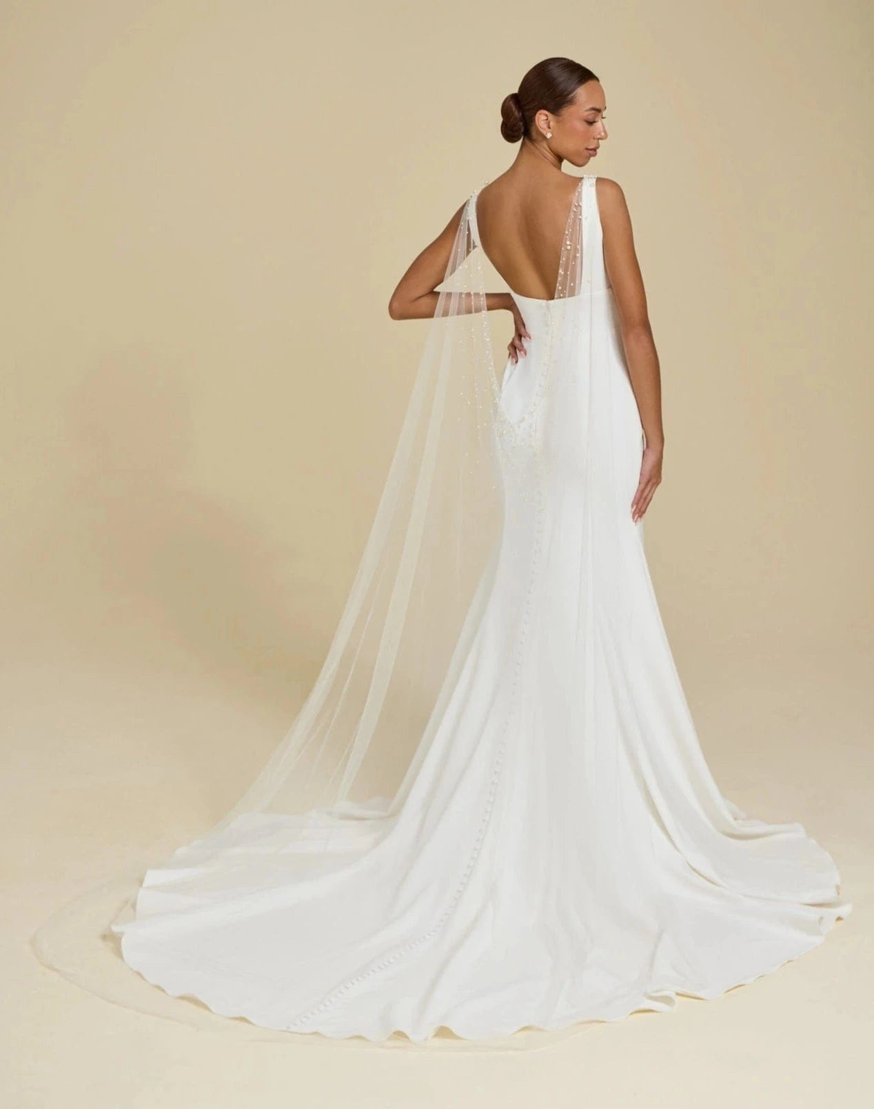 Sara Gabriel Verity Cape – Luxe Redux Bridal