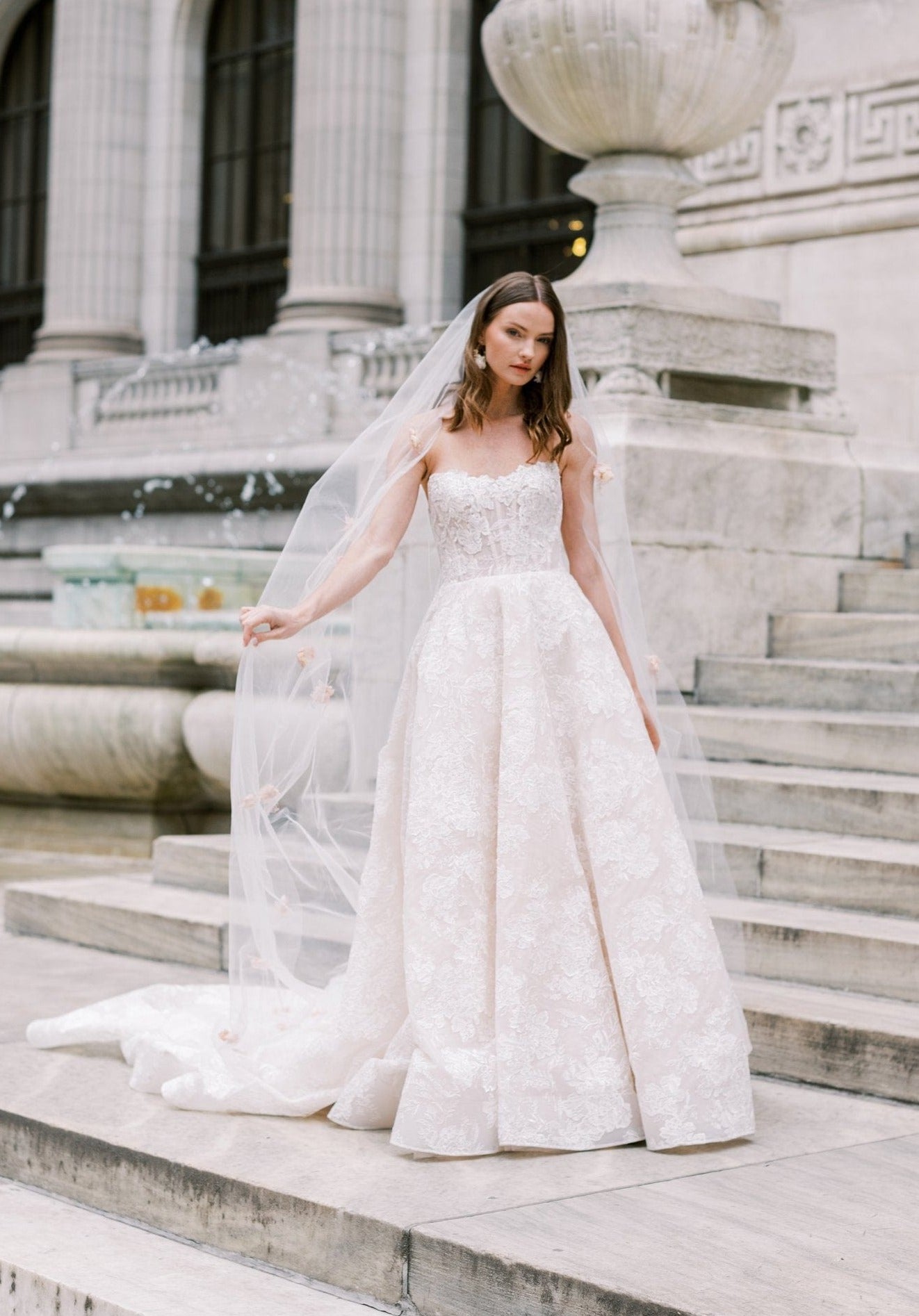 Beccar Alissa - Size 4 – Luxe Redux Bridal