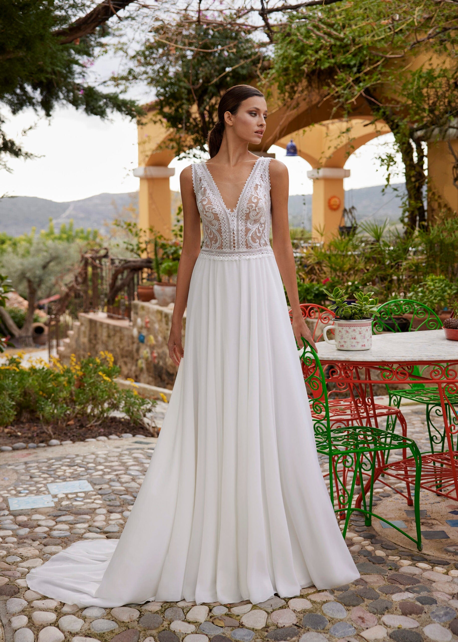 Herve Paris Ajaccio - Size 4 – Luxe Redux Bridal